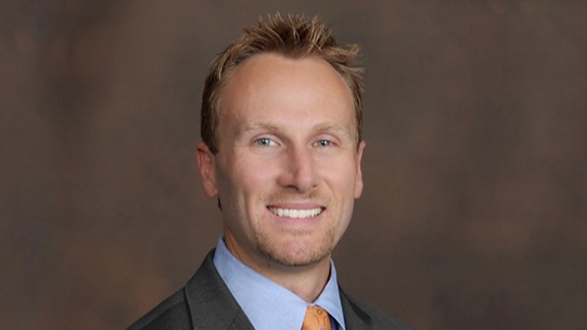 Expert Orthopedic Hand Surgeon in Denton - Dr. Larson